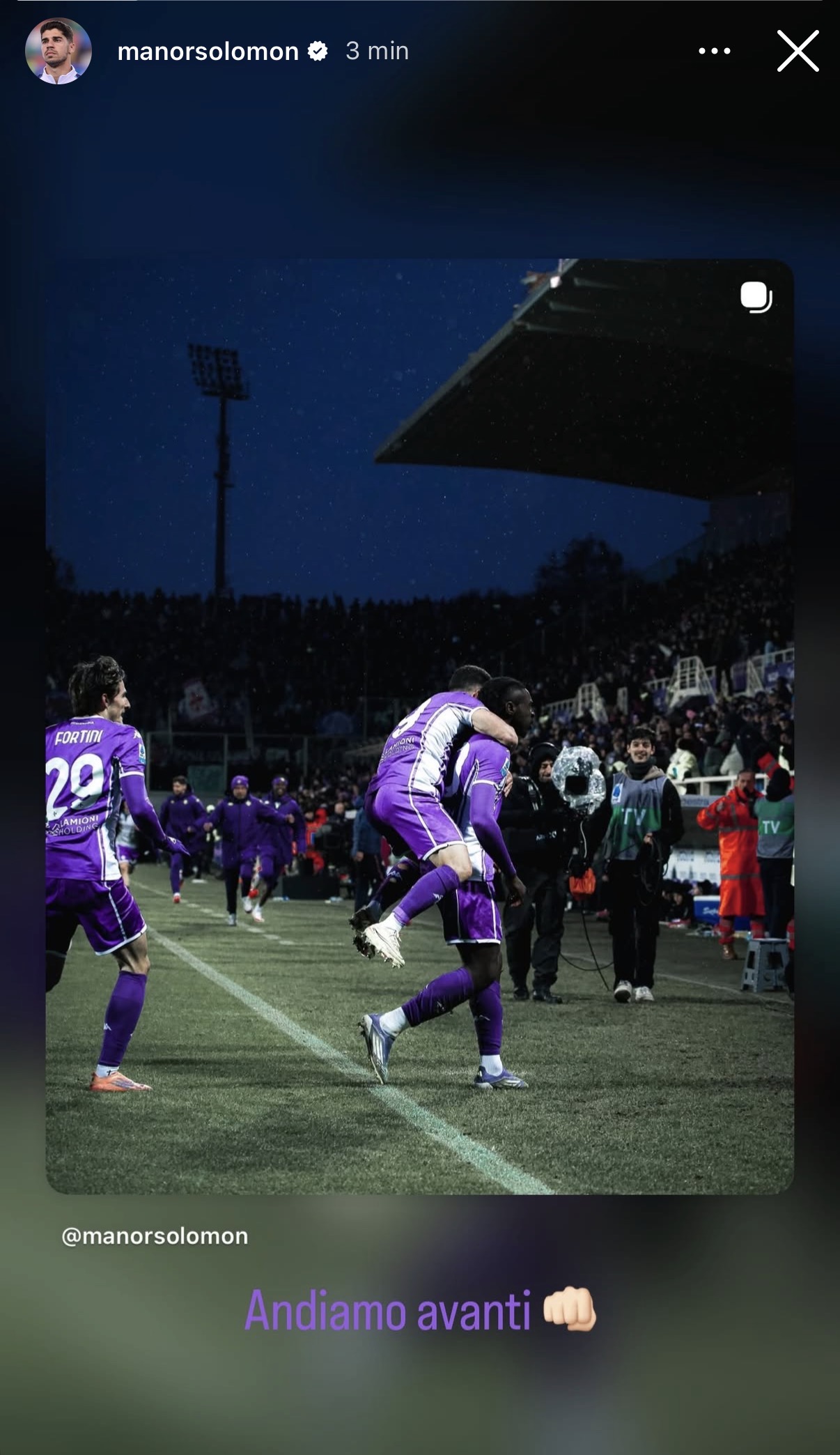 Foto – Solomon esulta: “Primi minuti in maglia viola. Andiamo avanti!”